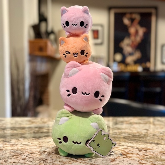 Aurora | Toys | Aurora Meowchi Stackable Plush Cats | Poshmark
